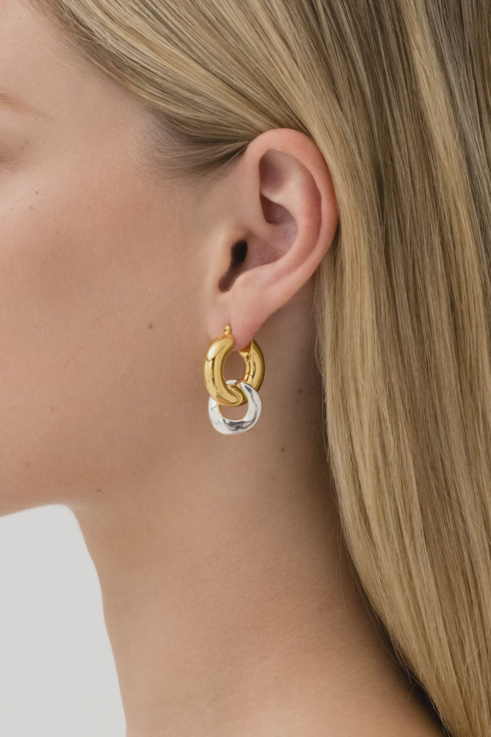 Motion Tube hoops - Large - Mixed Metal – Kind Curations